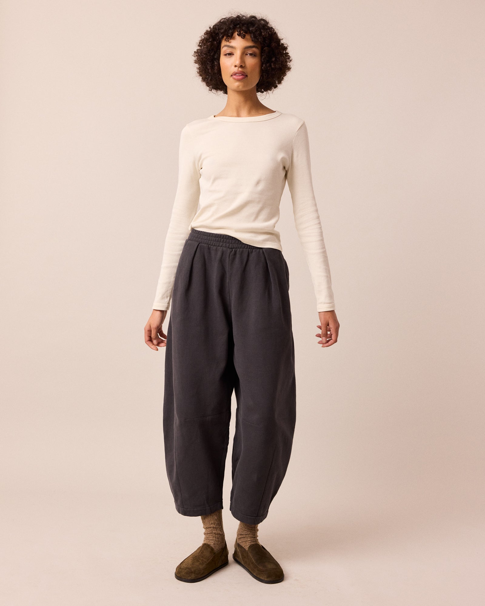 Daisy Slate Organic Cotton Jersey Trousers – Beyond Nine