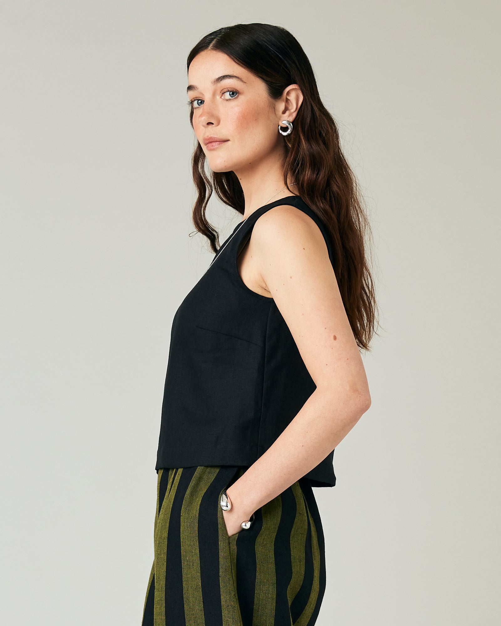 Esme Black Linen Top – Beyond Nine