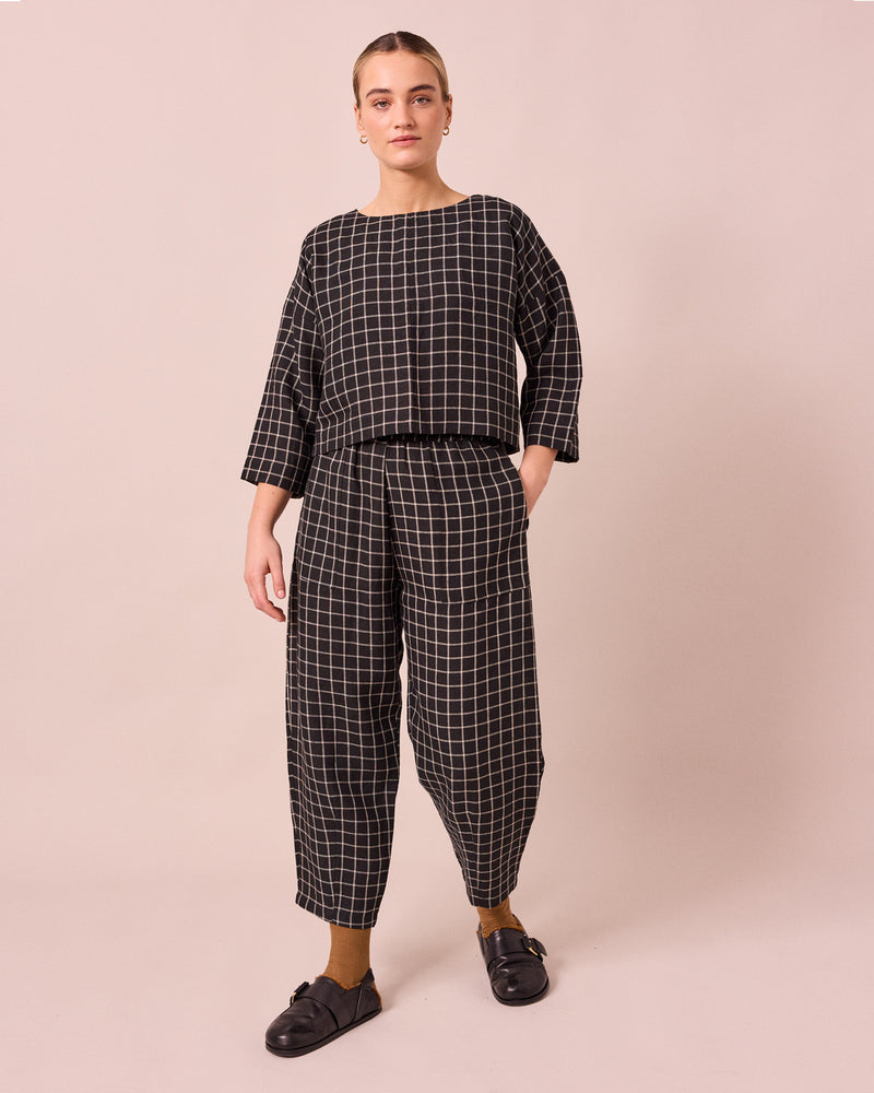Huxley Black Grid Linen Trousers – Beyond Nine