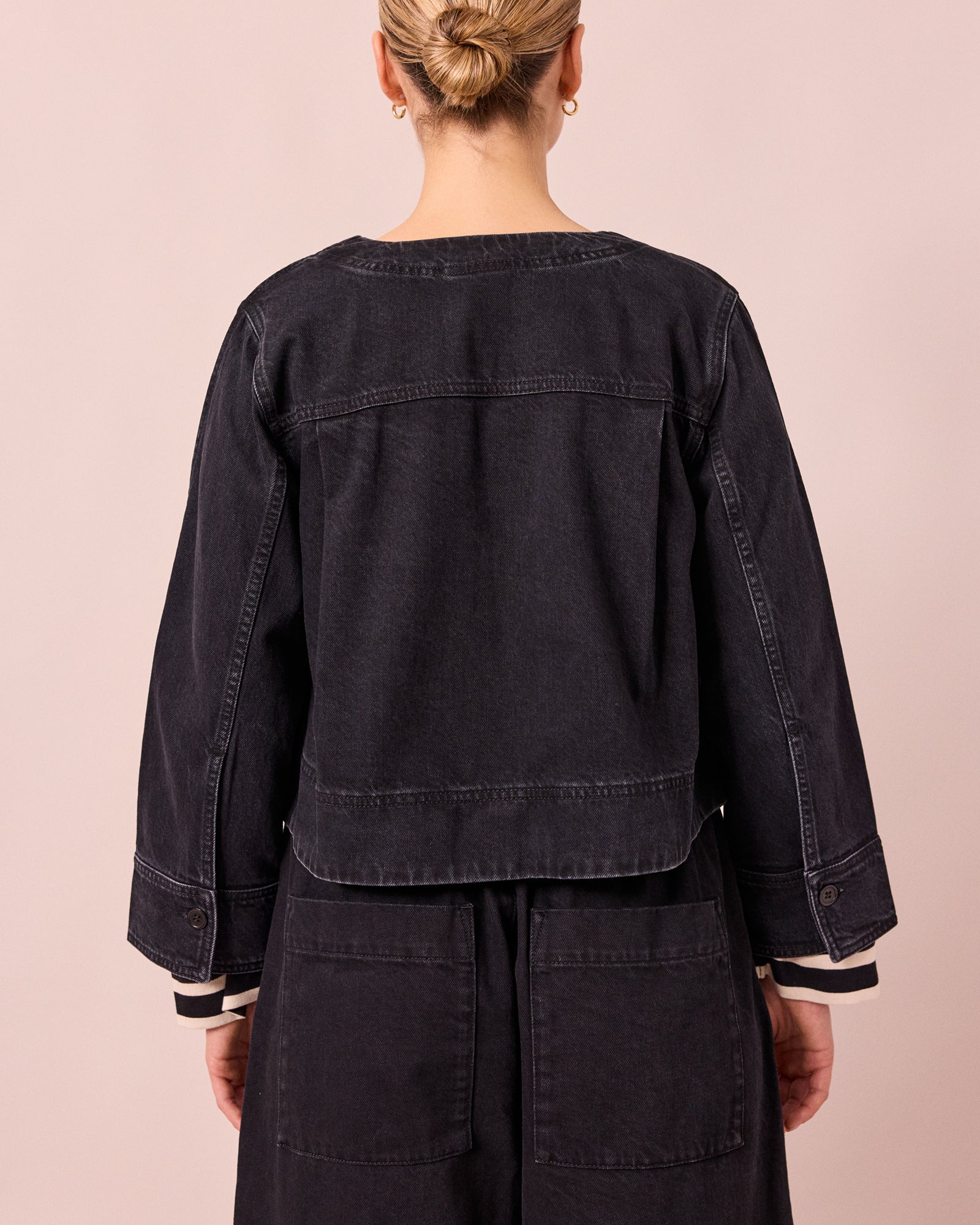 Kat Washed Black Denim Jacket – Beyond Nine