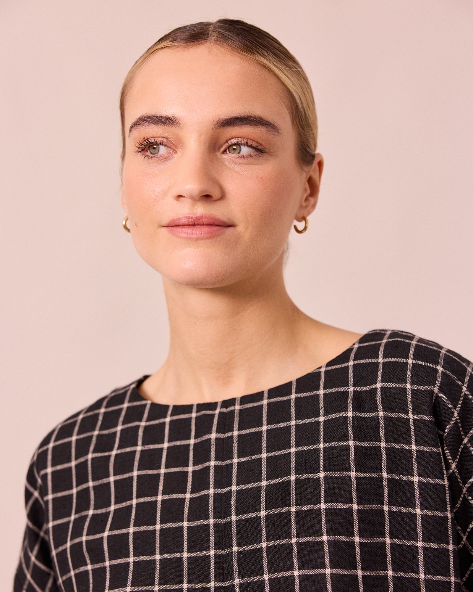 Lily Black Grid Linen Top – Beyond Nine