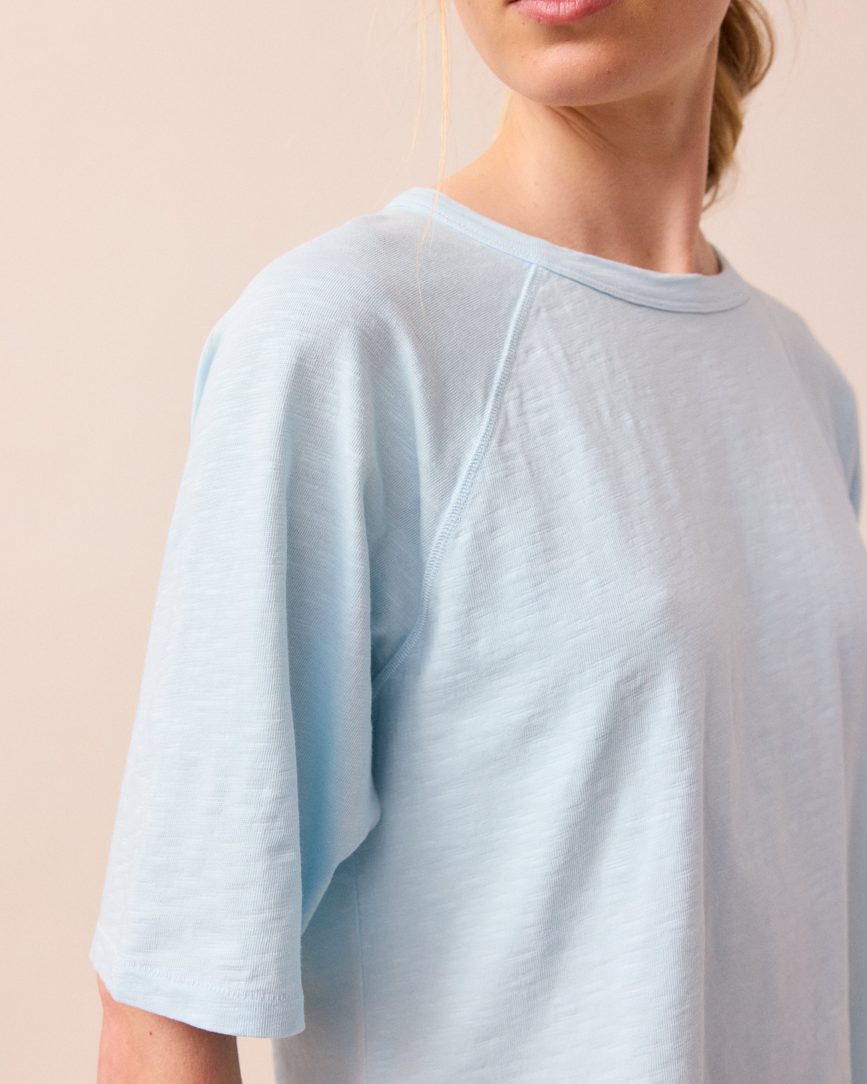 Raglan Top Sky Blue – Beyond Nine