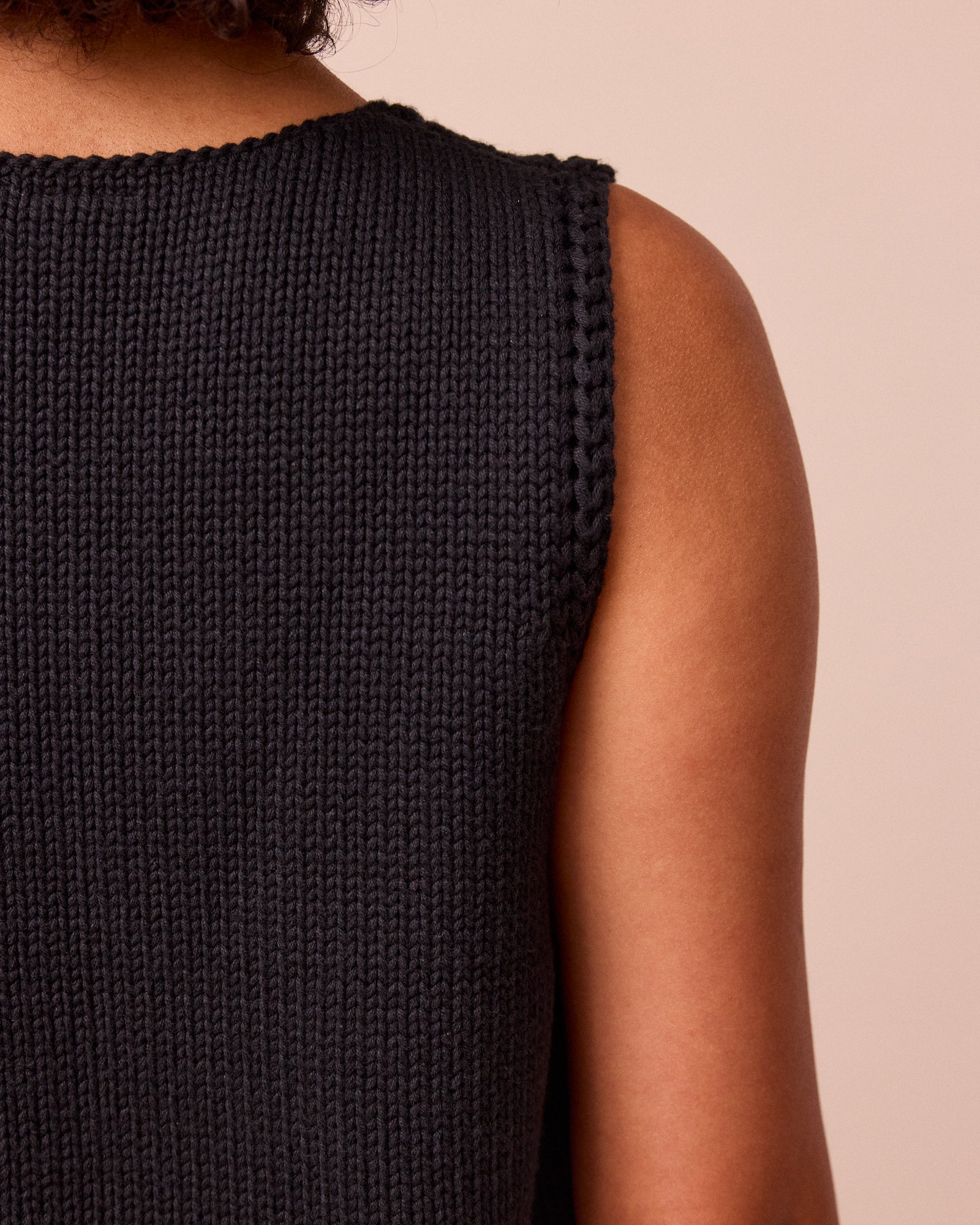 Vita Black Knit Vest – Beyond Nine