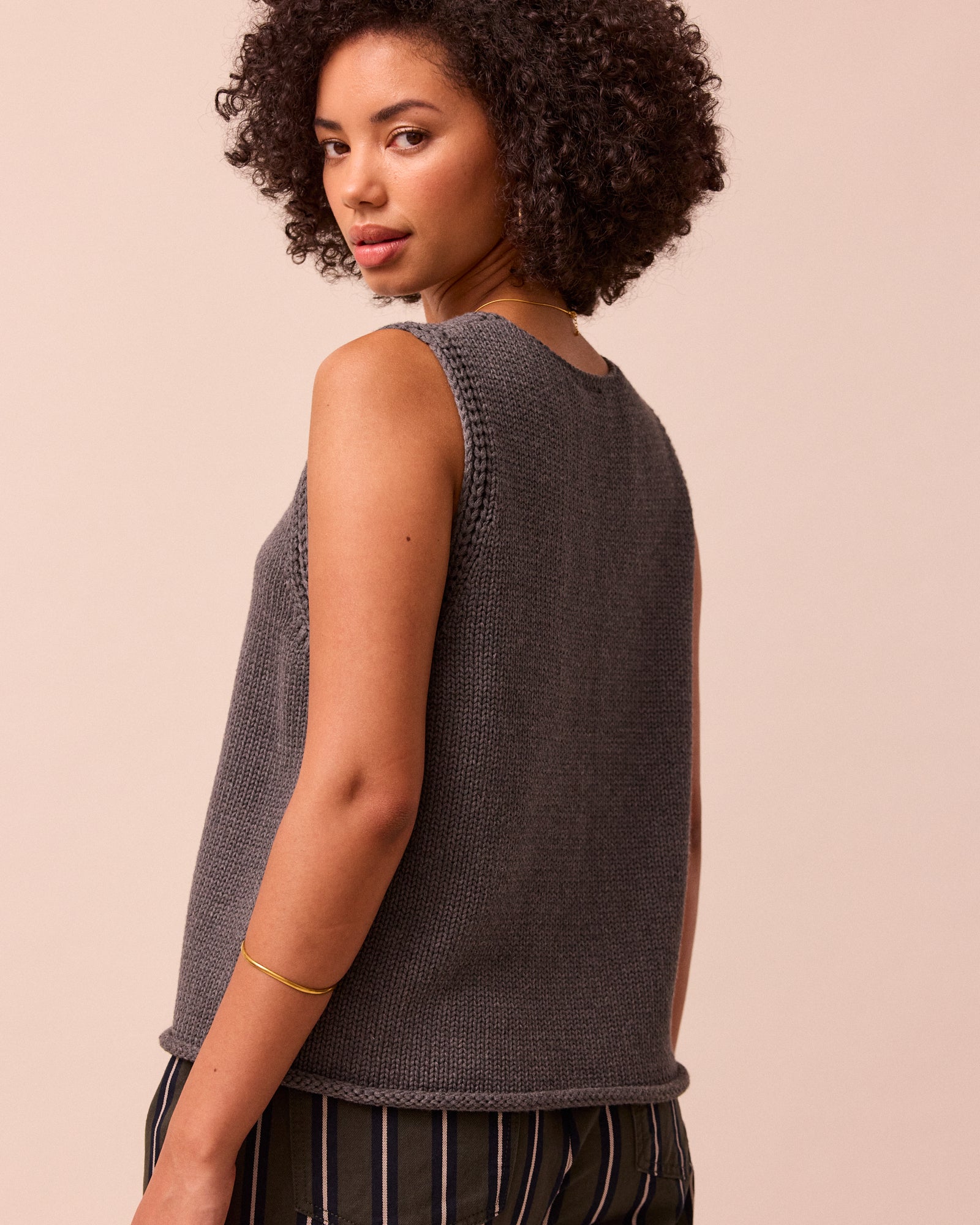 Vita Fog Knitted Vest – Beyond Nine